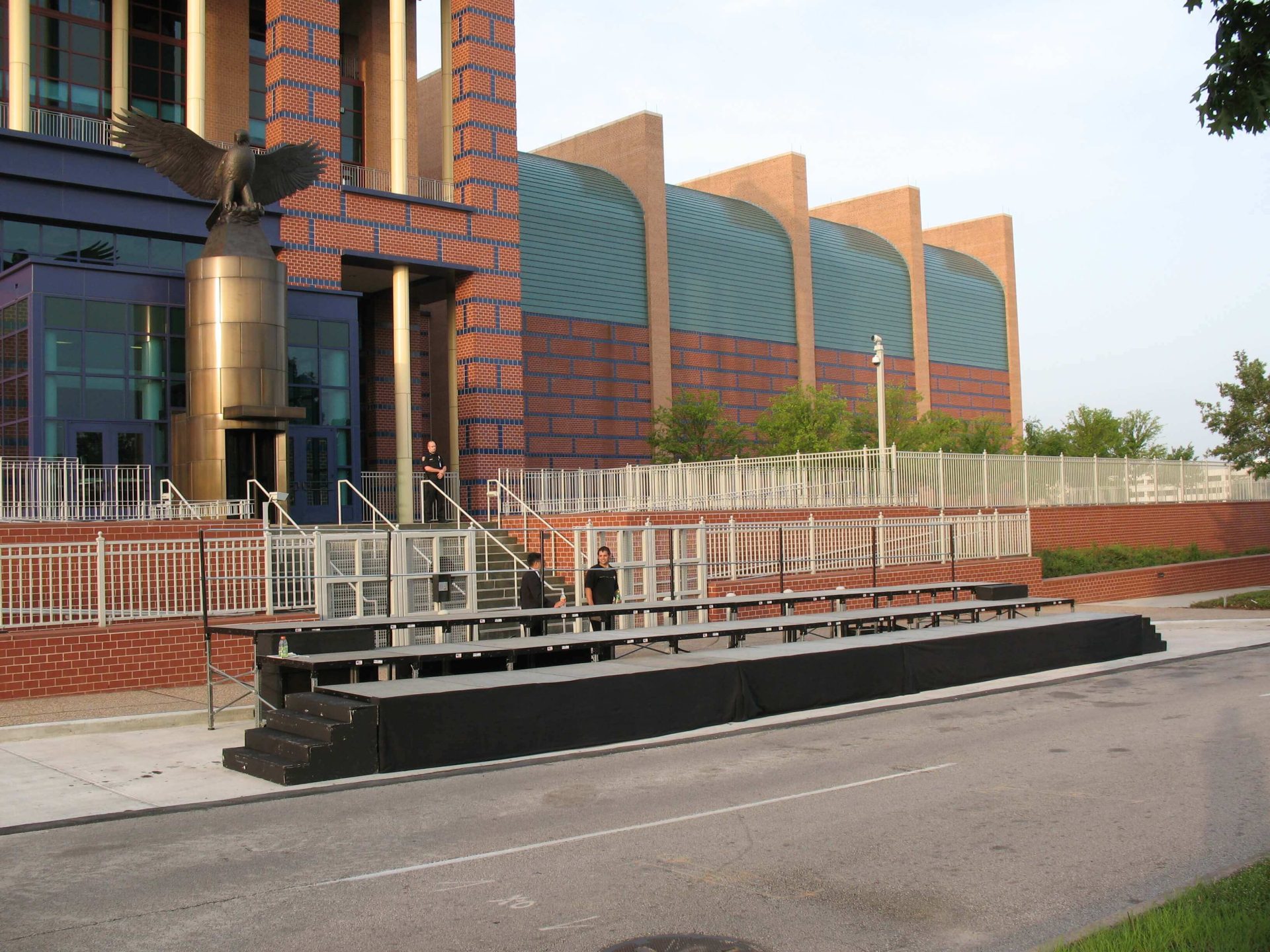 Choosing the Right Photo Riser Style (and Vendor) for Your Next Group ...